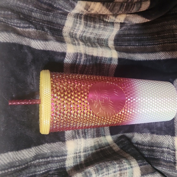 Starbucks | Accessories | Starbucks 224 Ruby Iridescent White Gold ...